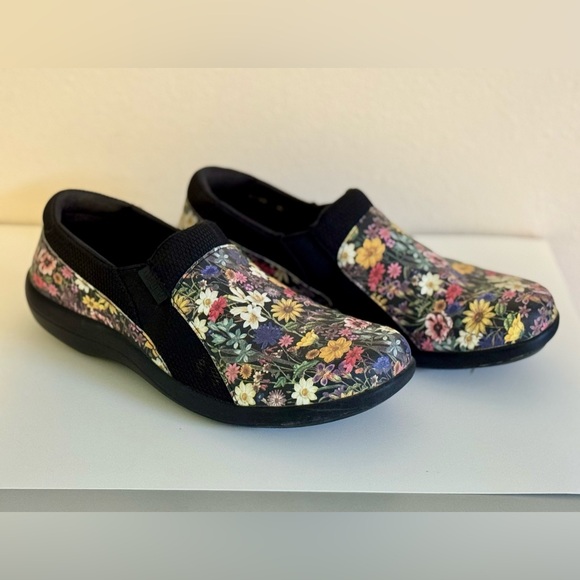 Alegria | Shoes | Alegria Flower Pattern Size | Poshmark